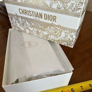 Dior | Party Supplies | New Dior Gift Box Miss Dior Sample And Tissue ...